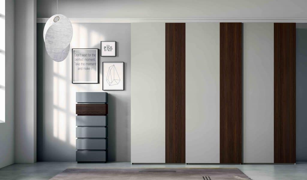 Vertical - unit7 wardrobes